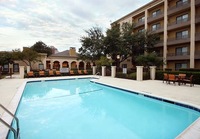 Courtyard Dallas Market Center (Dallas, TX) - Resort Reviews ...